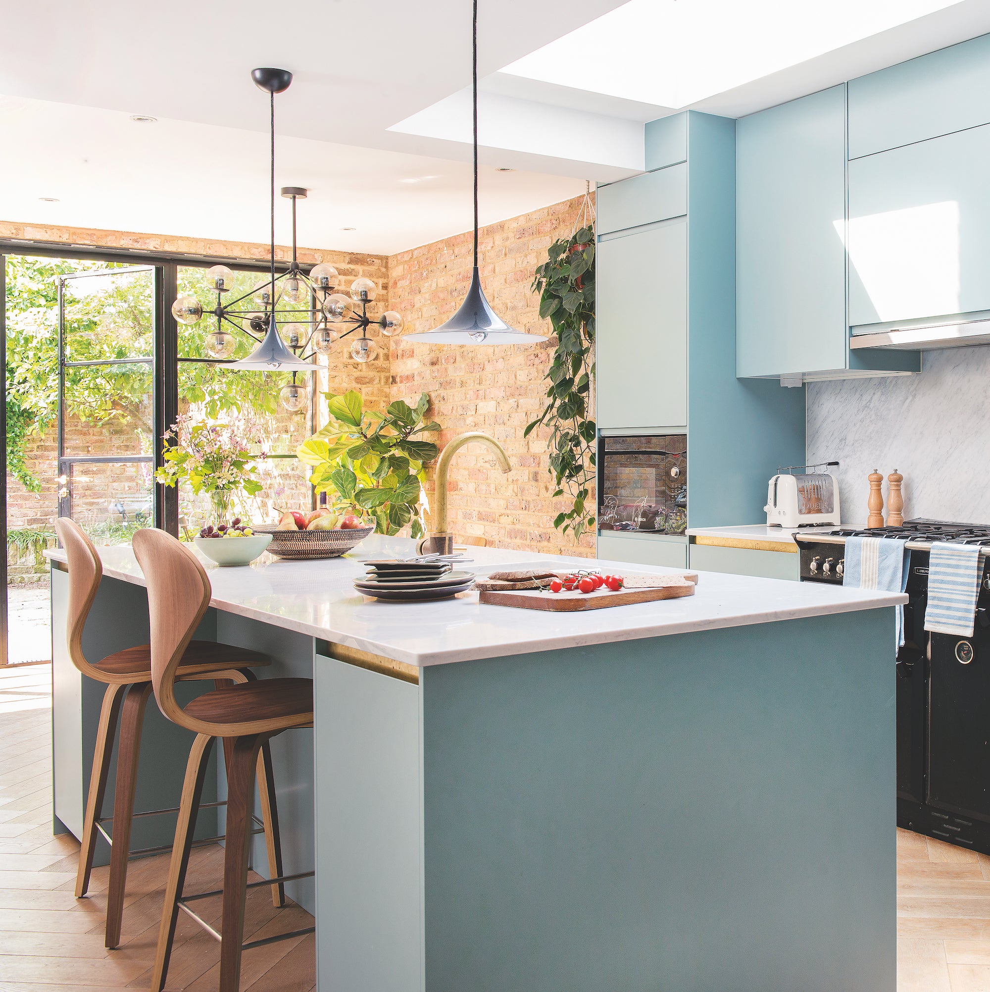 How to tastefully illuminate your kitchen | Luminesy