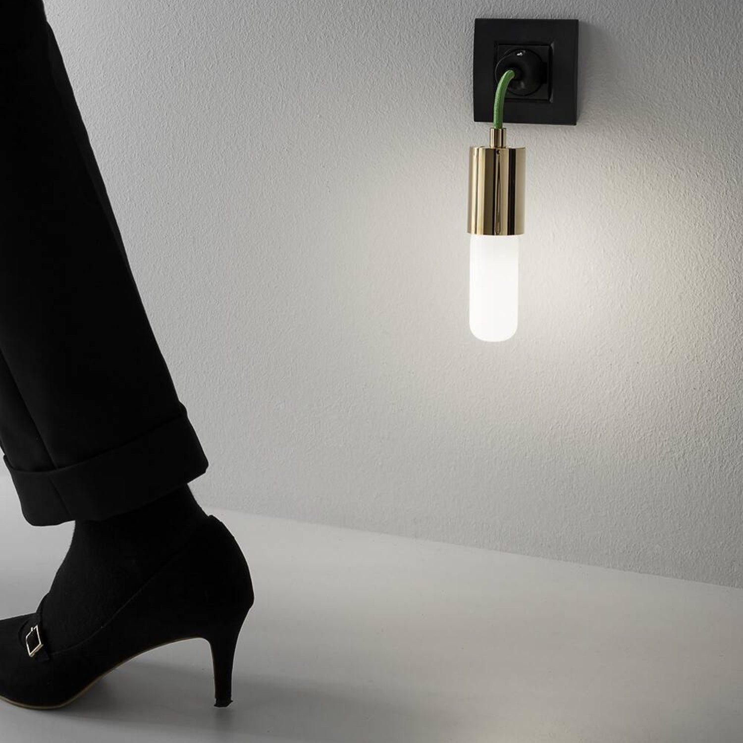 Vesoi Idea Passo Wall / Ceiling Light | Luminesy